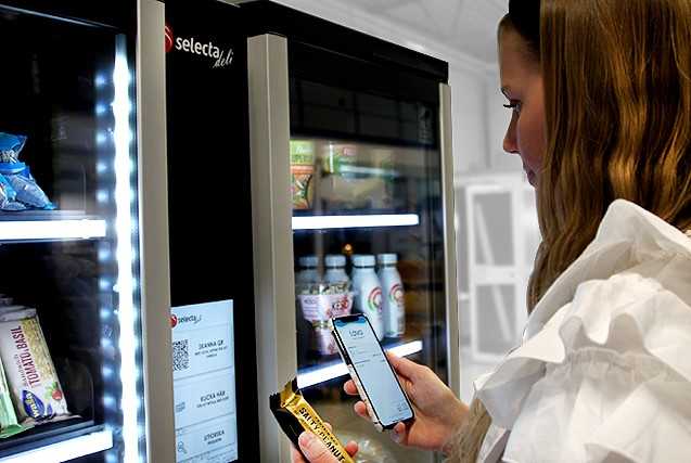 Selecta introduces innovative smart fridges for flexible catering solutions