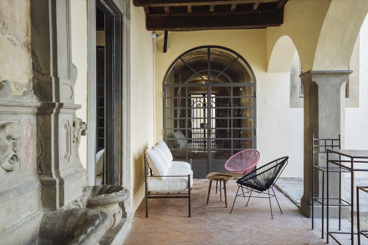 Ditta Artigianale: a café in Florence in former monastery of Sant'Ambrogio